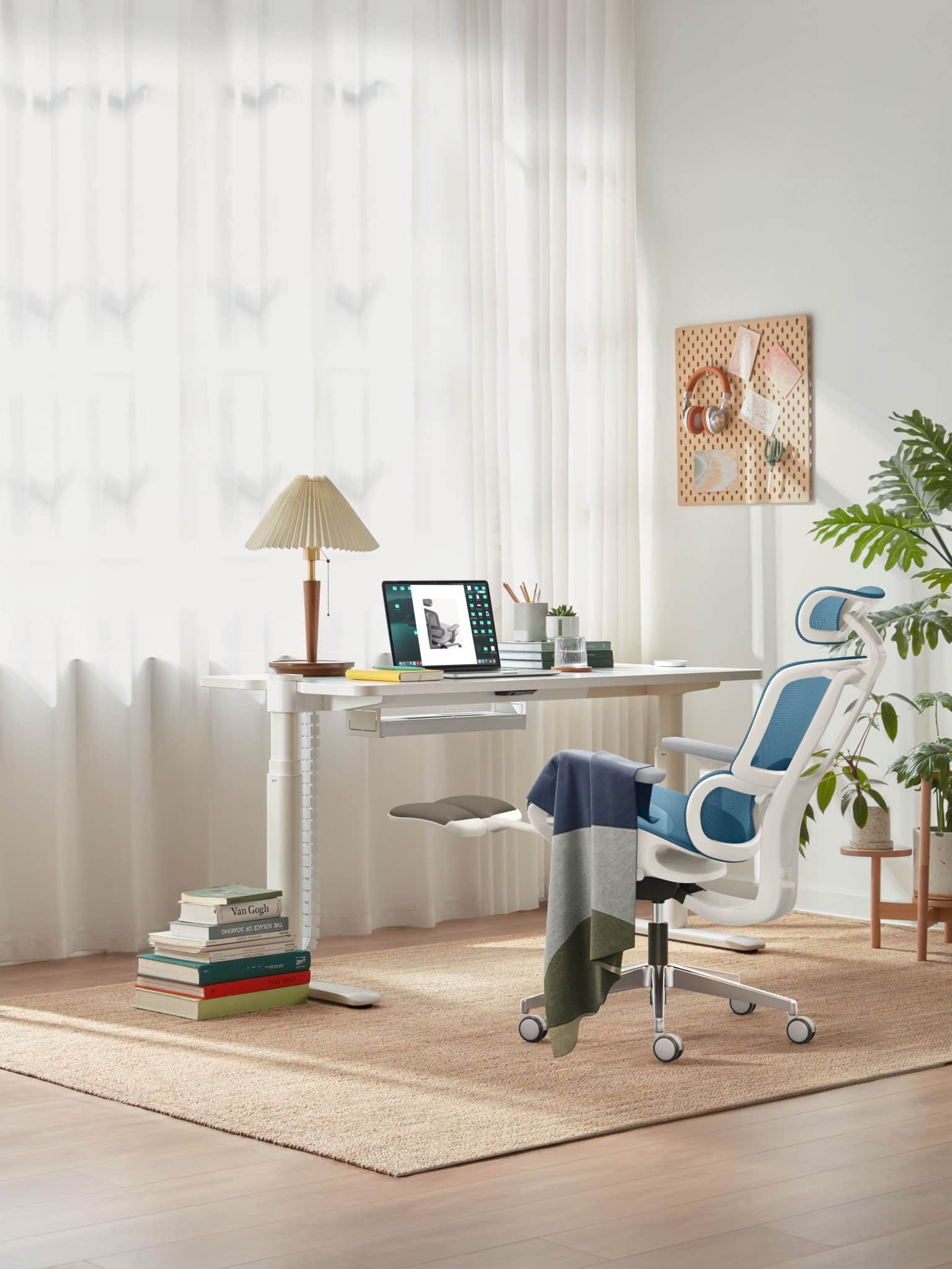 A Bold Step Forward in Ergonomic Design: Meet the All-New H2 Chair ...